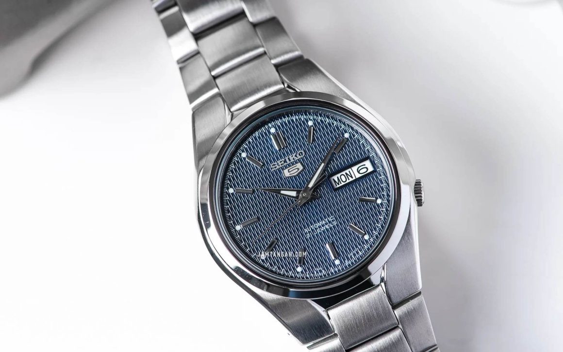Hidden Gem Seiko 5: Integrated Bracelet Watch Terjangkau - Blog ...