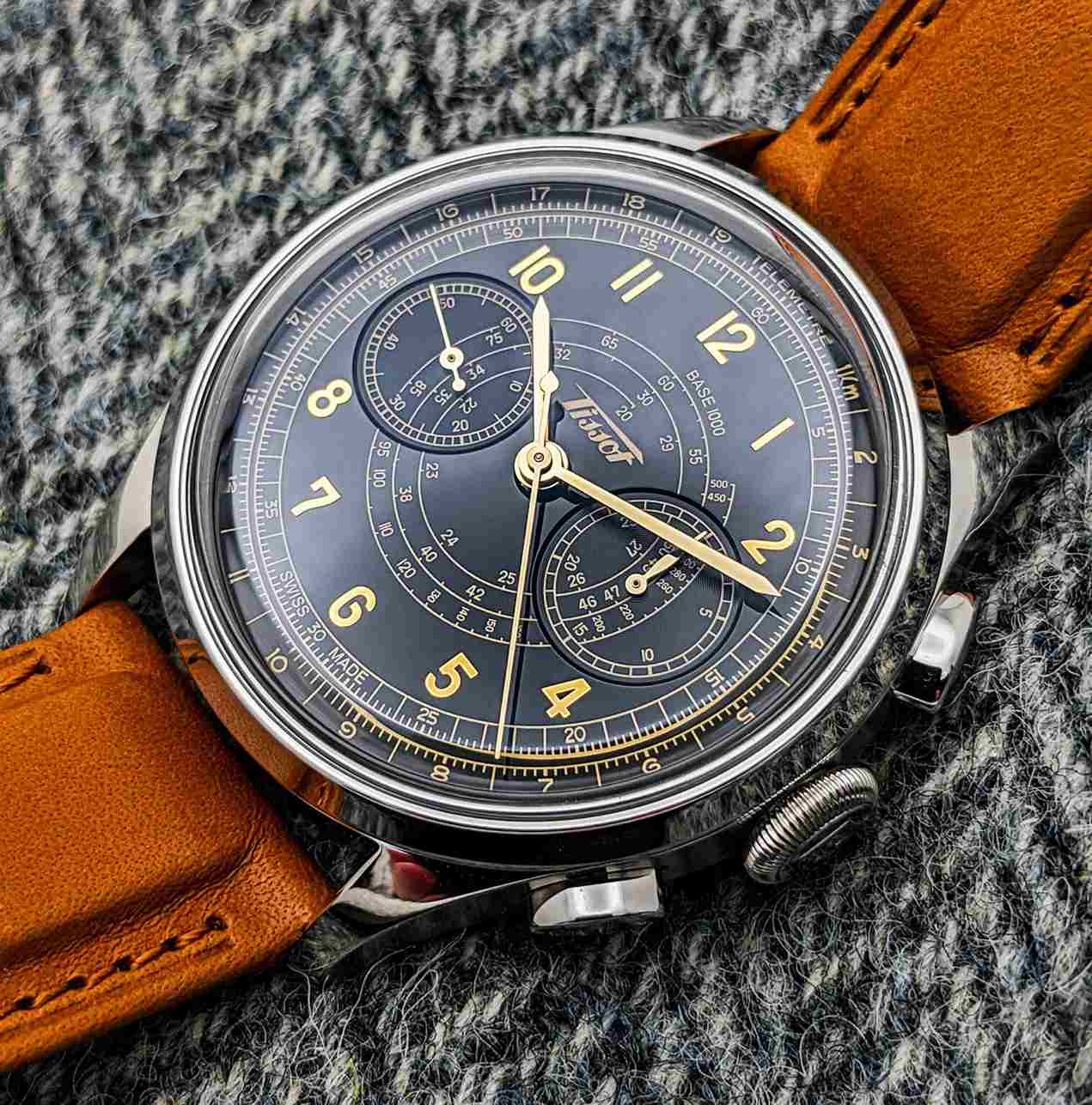 Review 2 Tissot Telemeter 1938 yang Berdesain Heritage - Blog Jamtangan.com
