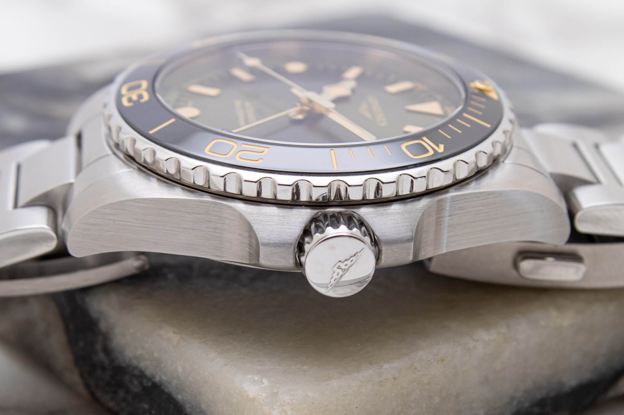 Teranyar, Longines HydroConquest Pertama dengan Komplikasi GMT - Blog ...